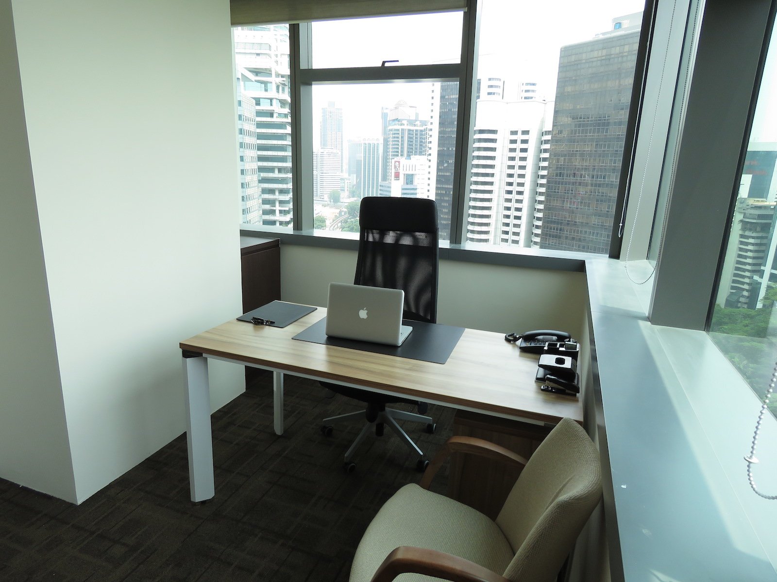 Benefits Of Getting A Serviced Office When Starting Up A Business